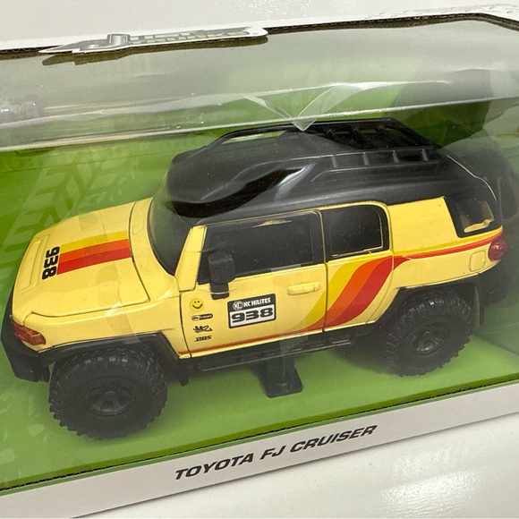 Jada | Toys | Toyota Fj Cruiser Diecast Model Yellow And Black | Poshmark